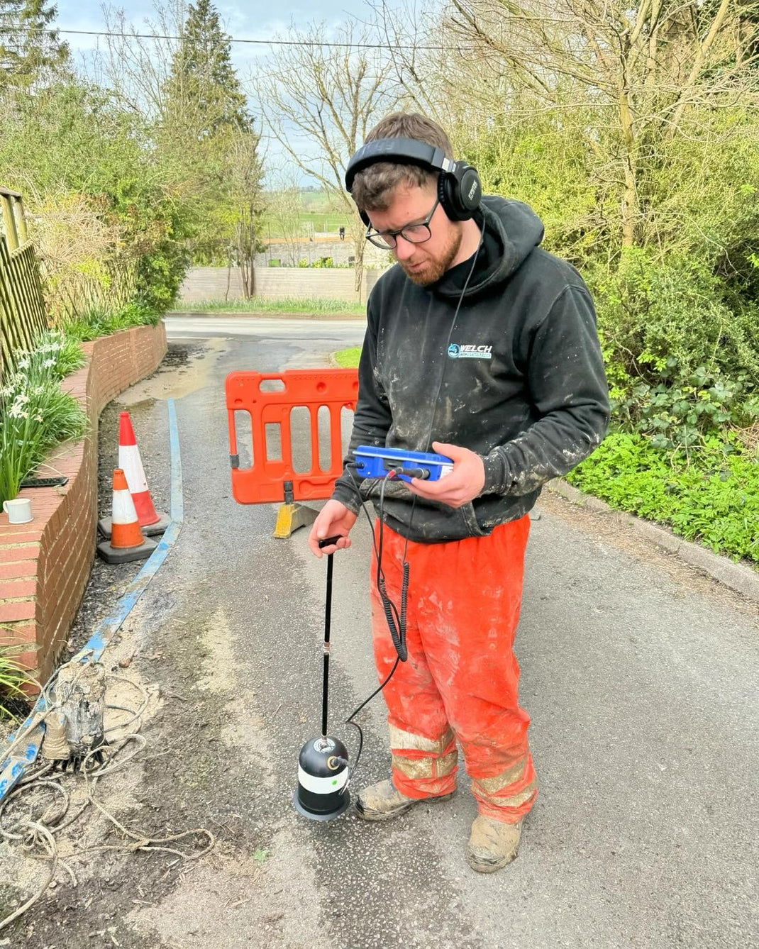 WELCH PLUMBING UTILITIES LTD Domestic and Commercial water main moling ...